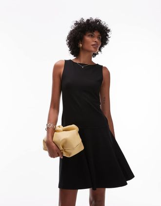 & Other Stories Minikleid aus Jersey in Schwarz mit U-Boot-Ausschnitt und Skater-Saum