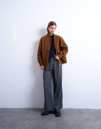 Topshop Bomber en imitation daim &agrave; col chemin&eacute;e - Fauve-Brown