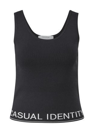 Comma casual identity Stricktop