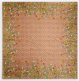 Coach Quadratischer Seidenschal Mit Charakteristischem Fr&uuml;hlingsbl&uuml;tenmuster