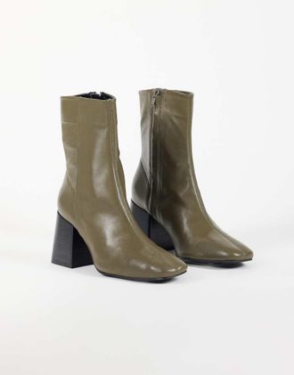 Asos Raiden bottines &agrave; talon carr&eacute; en cuir v&eacute;ritable couleur olive-Vert