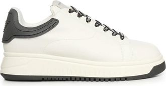 Emporio Armani Homme, Chaussures, Blanc, Taille: 46 EU Baskets en cuir avec semelle crant&eacute;e en caoutchouc &agrave; larri&egrave;re