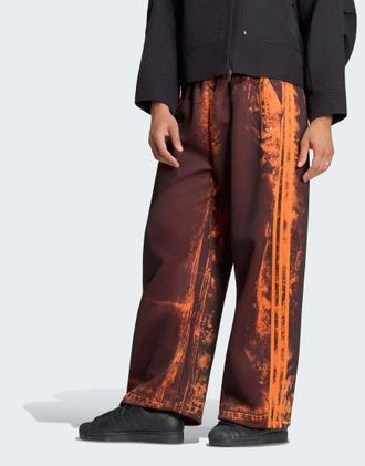 adidas Originals Adilenium 6 Spacer-Hose in Craft Orange