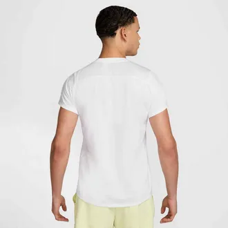 Nike T-Shirt NikeCourt Victory Mens Dri-FIT Tennis Top gerader Schnitt, h&uuml;ftbedeckende L&auml;nge, Rundhalsausschnitt