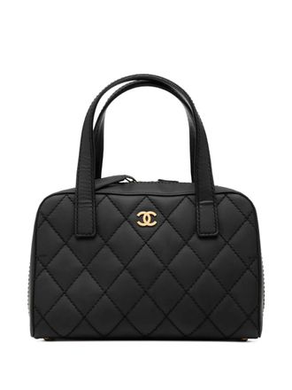 Chanel 2003-2004 CC Quilted Calfskin Wild Stitch handbag - Schwarz