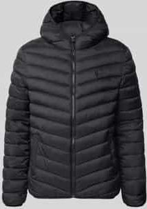 Review Steppjacke mit Kapuze und Label-Stitching