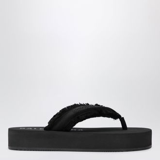 Balenciaga Jet Lag Zehentrenner mit Plateau aus Satin in Schwarz