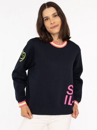 Zwillingsherz Sweatshirt Alissa mit SMILE PRINT, Kontrastb&uuml;ndchen, gesticktem Herz am Arm