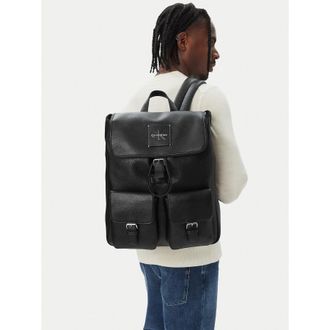 Calvin Klein Rucksack Calvin Klein Bold Pebble Flap Backpack LV04D3565G Schwarz