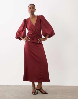 Vero Moda Midikleid aus Satin mit Knoten vorn und Volumen&auml;rmeln in Rot