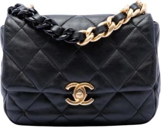 Chanel Pre-owned Sac bandouli&egrave;re matelass&eacute; en cuir dagneau - Femme - Pre-owned - Noir - Taille: ONE Size