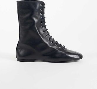 Asos Anais Premium-Leder-Schn&uuml;rsockenstiefel in Schwarz