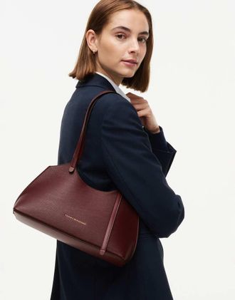 Tommy Hilfiger moderne Mini-Tote-Bag in Burgunderrot