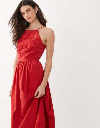 Mango Besticktes Neckholder-Maxikleid aus 100% Baumwolle in Rot mit R&uuml;ckenausschnitt