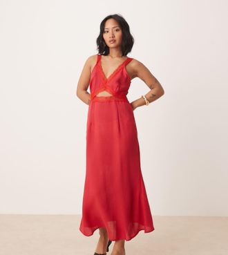 Never Fully Dressed Petite - Mimi - Robe longueur mollet &agrave; d&eacute;coupe en lin - Rouge