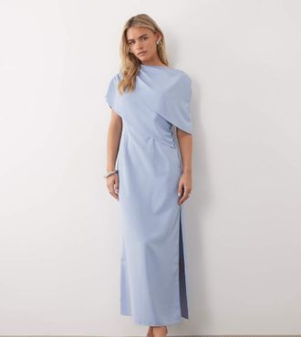 Asos Petite ASOS DESIGN Petite - Robe mi-longue pr&egrave;s du corps &agrave; &eacute;paules tombantes - Bleu clair