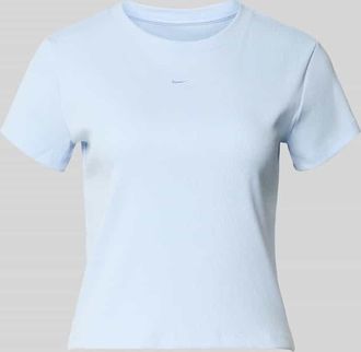 Nike Cropped T-Shirt in Ripp-Optik mit Logo