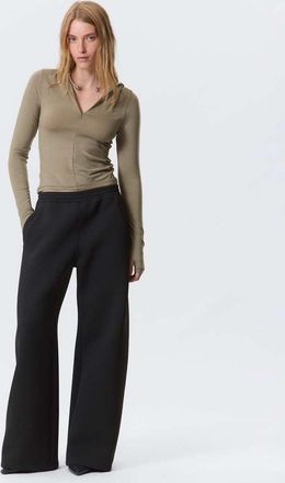 Weekday Pantalon de jogging ample en tissu imitation néoprène - Noir