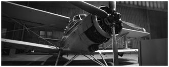 Wallario Glasbild Klassiker der Luftfahrt - 50 x 125 cm Wandbilder Glas in Premium-Qualit&auml;t: Brillante Farben, freischwebende Optik