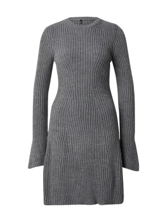 Trendyol Kleid