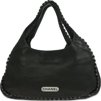 Chanel 2005 Hobo-Tote Bag mit Kettendetail - Schwarz