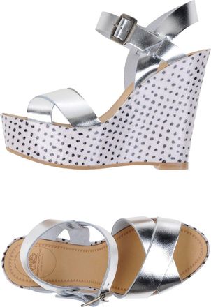 Fornarina SCHUHE - Sandalen auf YOOX.COM