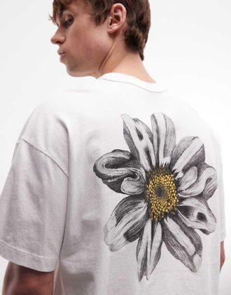 AllSaints Petals - T-shirt &agrave; manches courtes avec logo graphique et imprim&eacute; au dos - Blanc