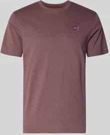 Nike T-Shirt mit Label-Stitching
