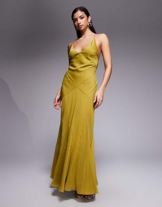 Asos Robe longue coup&eacute;e en biais &agrave; d&eacute;collet&eacute; plongeant et godets - Olive-Vert