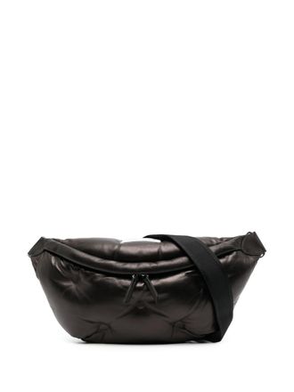 Maison Margiela sac banane en cuir à patch logo - Noir