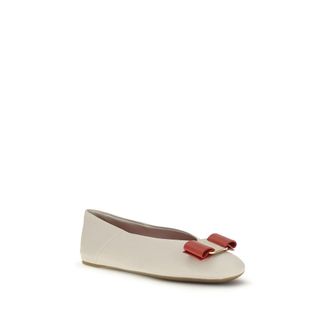 Ferragamo Womens White Calf Leather Bos Taurus Ballet Flats