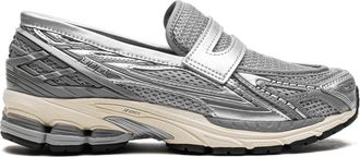 New Balance 1906L Silver Sneakers - Grau