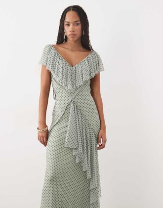 Asos robe longue en tulle imprim&eacute; &agrave; volants avec dos nu &agrave; pois bleu et marron