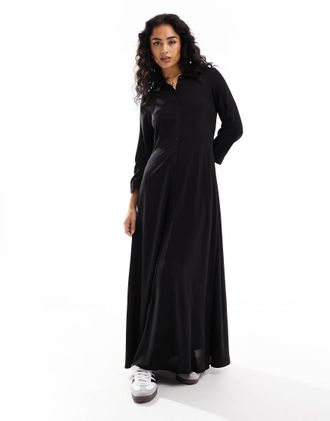 Vero Moda Y.A.S - Maxi-Hemdkleid in Schwarz
