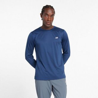 New Balance Laufshirt Sport Essentials Long Sleeve mit Label