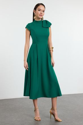 Trendyol Einfarbiges Midikleid im Skater-Stil, kurz, elegant/abendtauglich - Gr&uuml;n