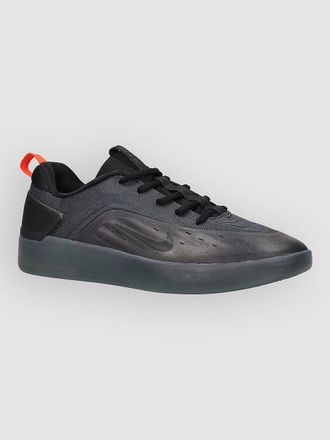 Nike Sb Zoom Nyjah 4 Chaussures de skate gris