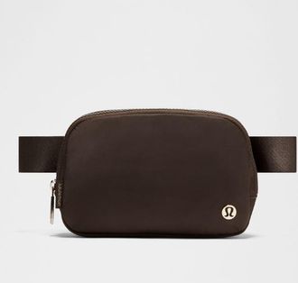 lululemon Everywhere G&uuml;rteltasche 1 L - Gr&ouml;&szlig;e 1 l in Walnut Crunch