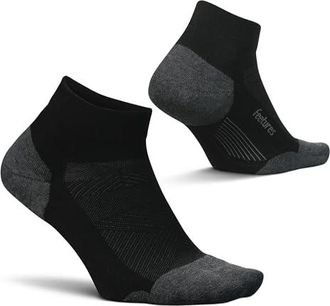Feetures Elite Max Chaussettes basses rembourr&eacute;es - Chaussettes de course athl&eacute;tiques - Chaussettes de sport avec compression cibl&eacute;e - (1 paire), Noir, Medium