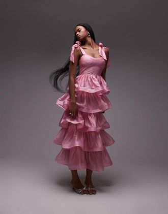 & Other Stories Robe longue avec détail corset devant et volants - Rose