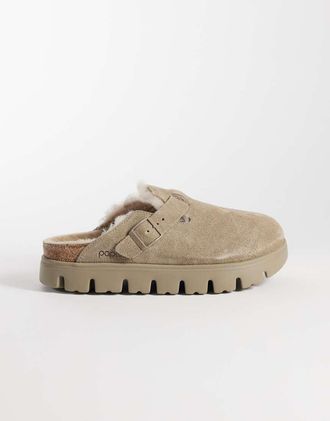 Birkenstock Boston Plateau-Clogs aus Lammfell in Taupe-Neutral