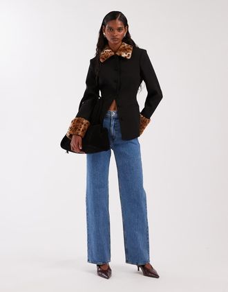 Abercrombie & Fitch Jean d&eacute;contract&eacute; &agrave; taille haute style ann&eacute;es 90 - Bleu moyen d&eacute;lav&eacute;