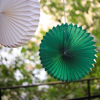 Hellum Hellum Sunny Lampion outdoor, Lampion grün außen wetterfest mit LED Glühlampe, E14 Leuchtmittel, 40cm Ø, wetterfeste PVC-Beschichtung, für Draußen, De