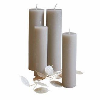 Loberon Kerze 4er Set Avinal, Zwei Größen, Handgefertigt & Durchgefärbt, Geruchslos, Lange Brenndauer, Dekoration, Advent, Adventskerzen, Wachs, Taupe