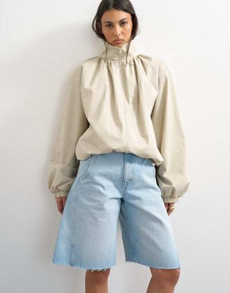 Topshop Plissierter Anorak in Stein mit Stehkragen-Neutral