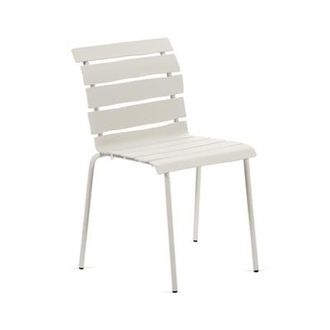 Valerie Objects Chaise empilable Outdoor - Blanc - Aluminium thermolaqué - Designer Maarten Baas