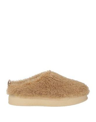 AGL CHAUSSURES - Mules & Sabots sur YOOX.COM