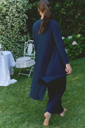 Laura Ashley Strickjacke Laura Ashley lange Lounge-Strickjacke (1-tlg)