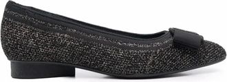 Ferragamo Femme, Chaussures, Noir, Taille: 35 EU Escarpins Pointus 25 Mm Orn&eacute;s DUn