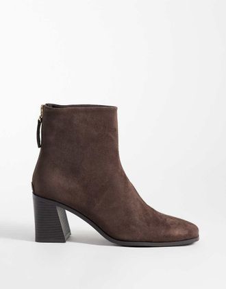 Simmi London Simmi London bottines &agrave; talon carr&eacute; avec d&eacute;tail zipp&eacute; en su&eacute;dine marron